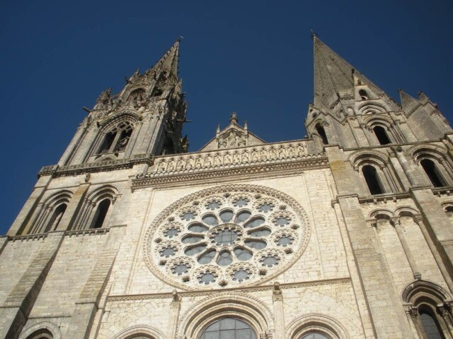 10 Epic Day Trips From Paris by Train | That Texas Couple